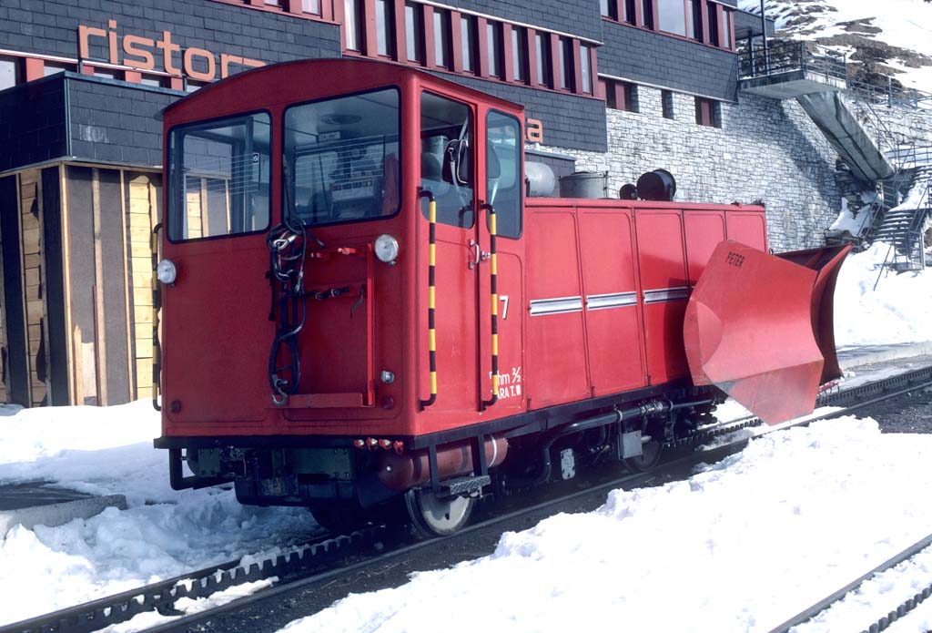 Snow plough Thm 2/2 7 on Monte Generoso — SGEG